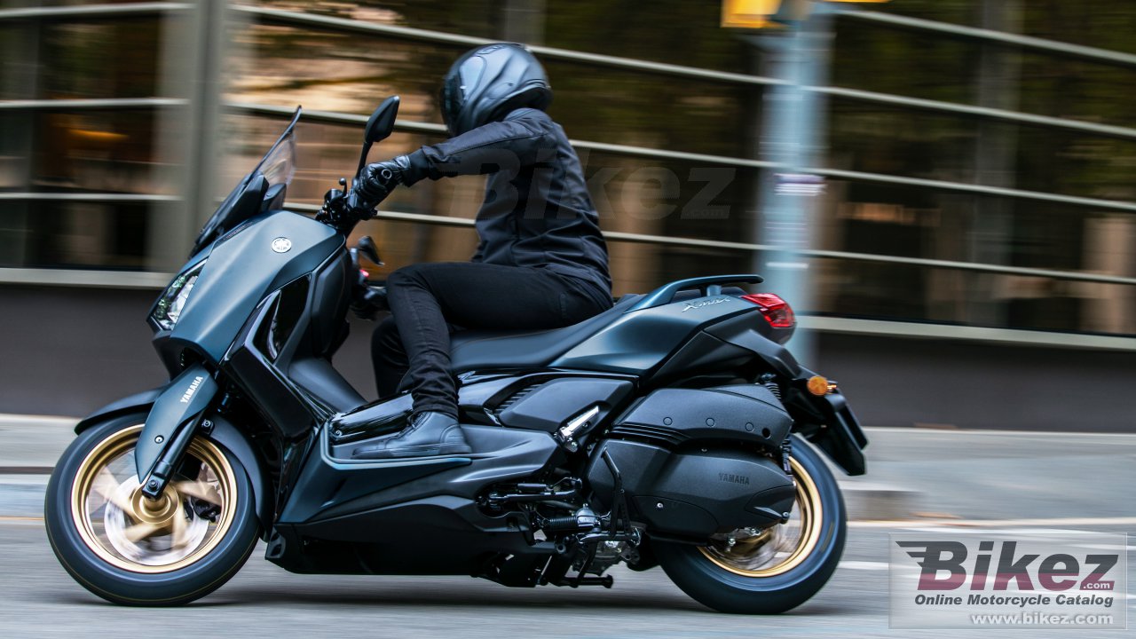 Yamaha XMAX 300 Tech Max poster